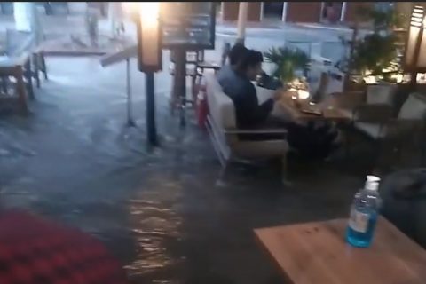 ΕΠΙΣΚΕΥΗ ΠΛΑΚΙΔΙΩΝ ΚΑΙ ΠΕΖΟΔΡΟΜΙΟΥ ΜΠΡΟΣΤΑ ΣΤΟ ΠΟΛΙΤΙΣΤΙΚΟ ΚΕΝΤΡΟ ΤΟΥ ...
