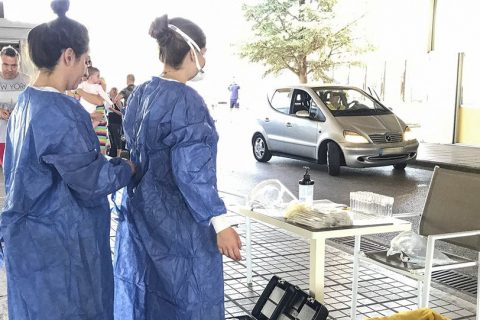 «Είμαι έγκλειστος σε ένα σπίτι και