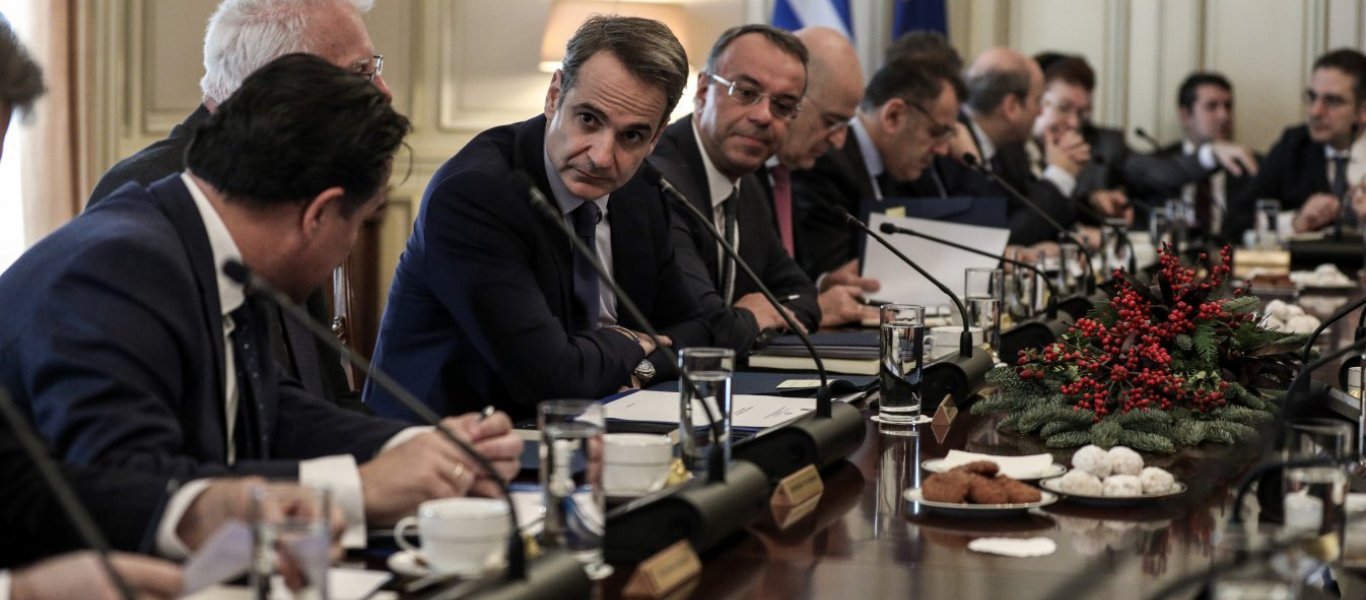 Πλησιάζει ο ανασχηματισμός - Ξεκίνησαν