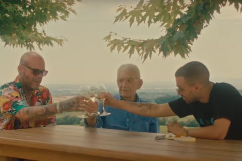 ΑΝΕΙΠΩΤΗ ΤΡΑΓΩΔΙΑ στο ΑΧΕΠΑ!