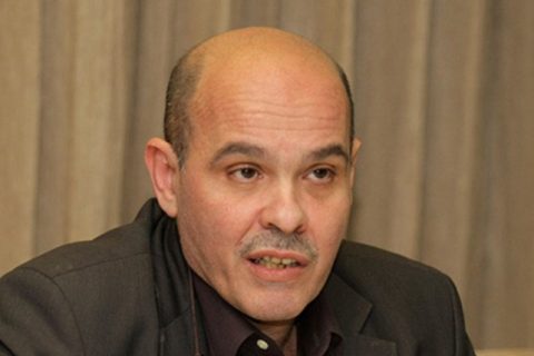 «Είμαι έγκλειστος σε ένα σπίτι και
